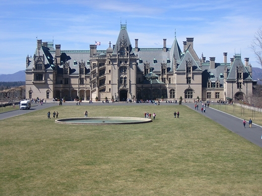 Choáng ngợp với 10 ngôi nhà rộng nhất thế giới